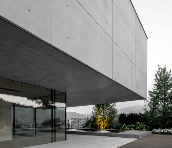 Your Partner for Stunning Texture and Paint Finishes|Royaltex